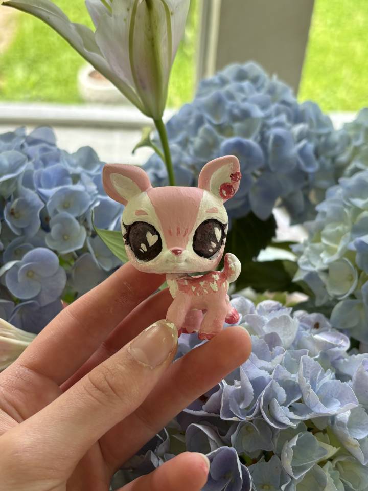 milky chan the fawn lps by chilirye on Sketchers United