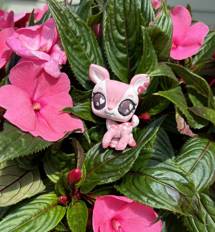 lps milky-chan the fawn by seolka on Sketchers United